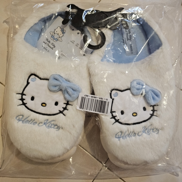 Hello Kitty | Shoes | Hello Kitty Forever 2 Slippers Sanrio Hello Kitty ...